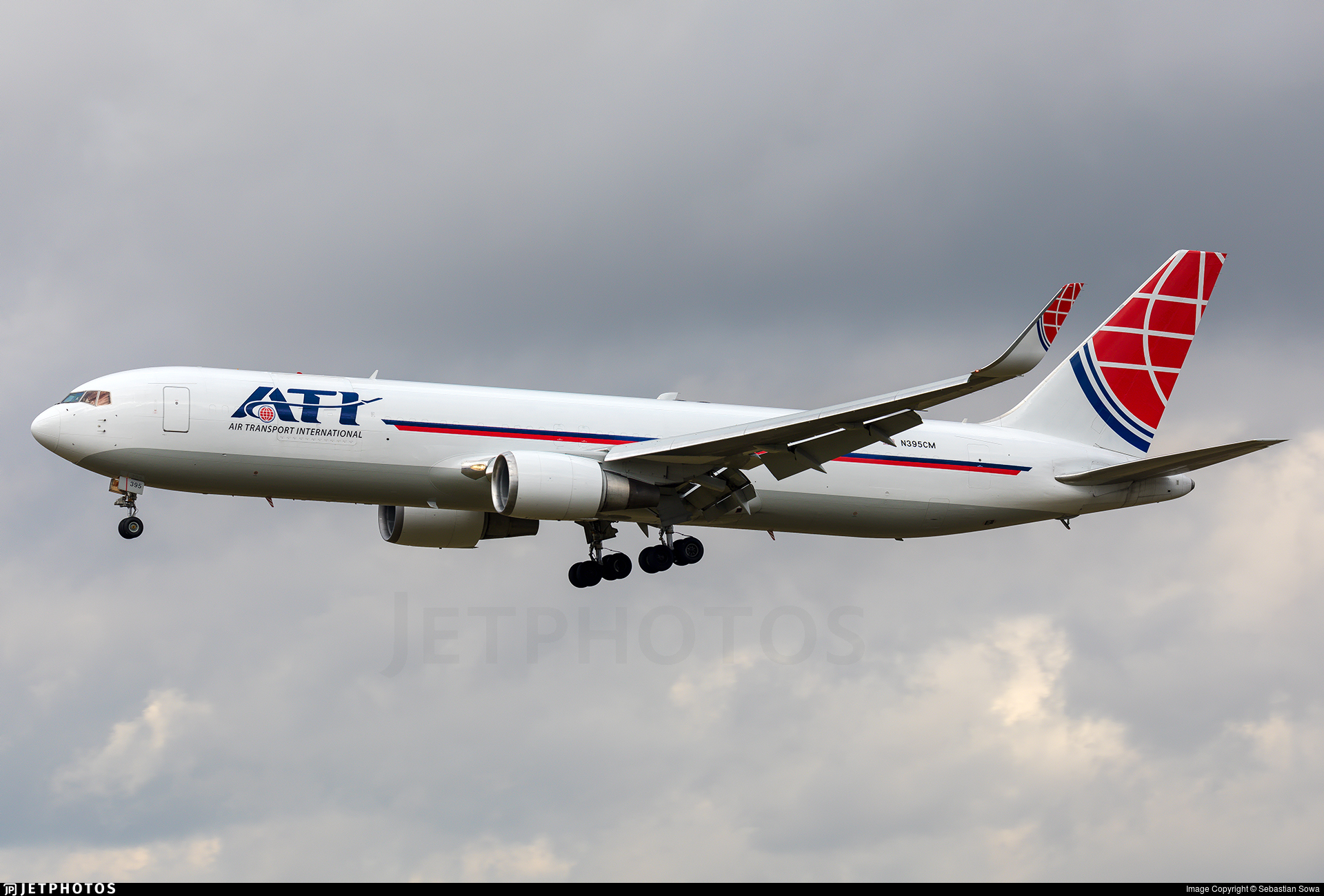 Air Transport International 787 Combi • Flight Simulator 2020